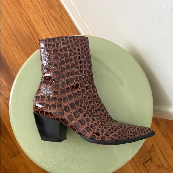 Matisse | Shoes | Matisse Caty Brown Croc Booties | Poshmark
